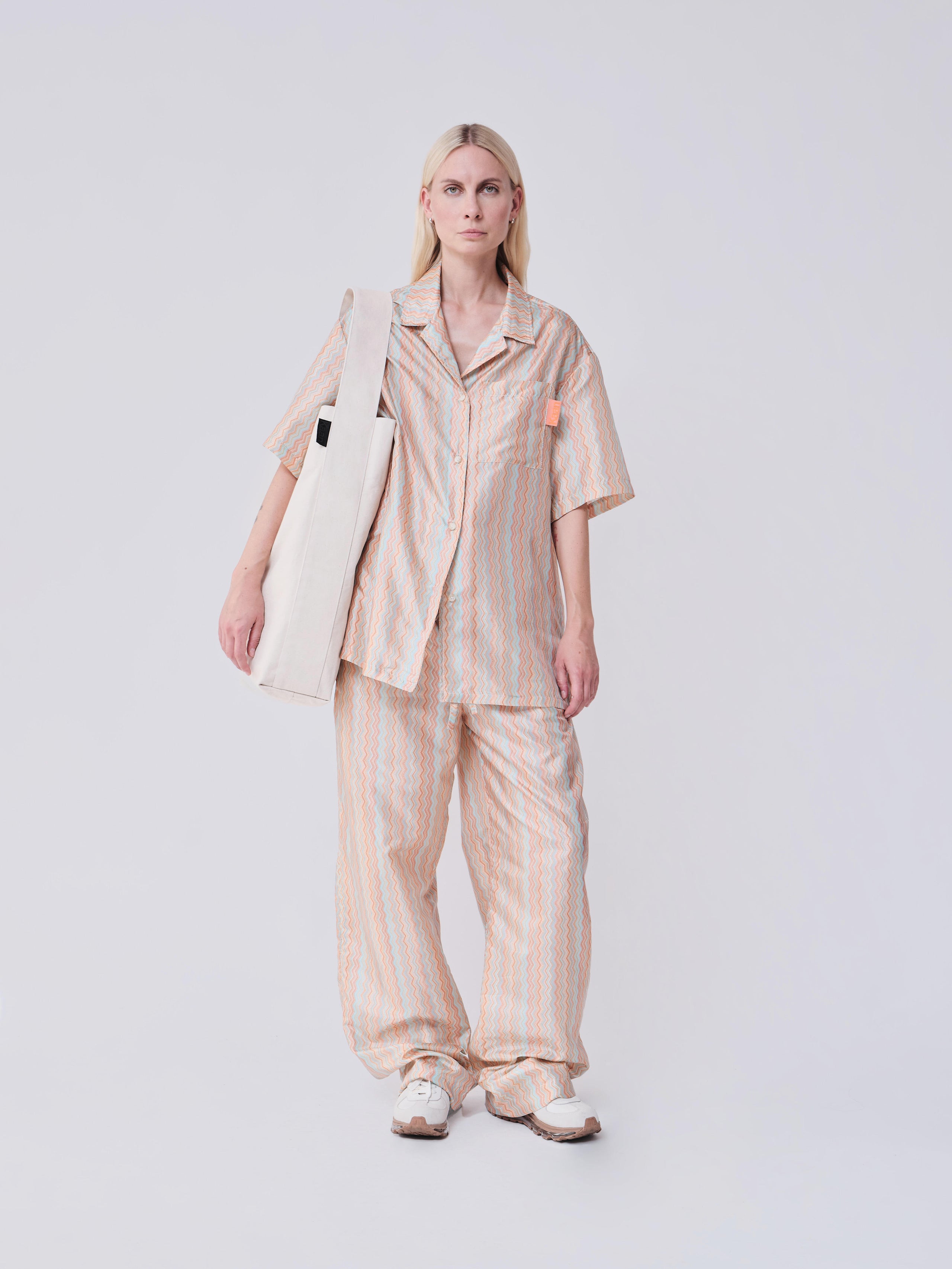 Mega Bucket Tote in Natural Cotton – Kaan